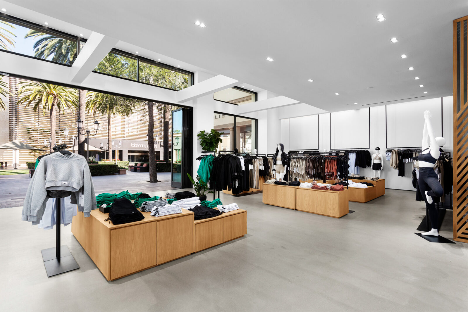 ALO YOGA - Lalire March Architects